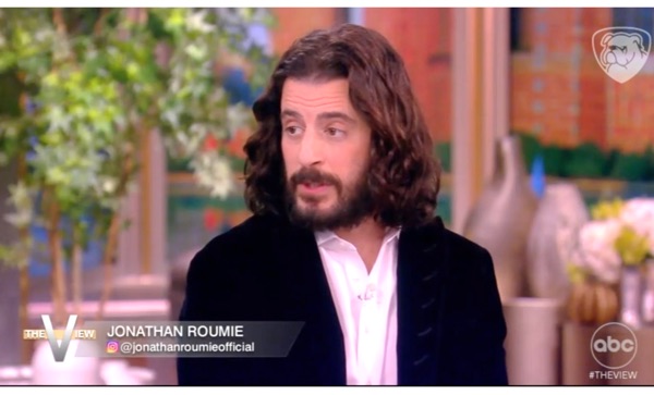 'The Chosen' Actor Opens Up About Getting on Knees, Giving Life to God